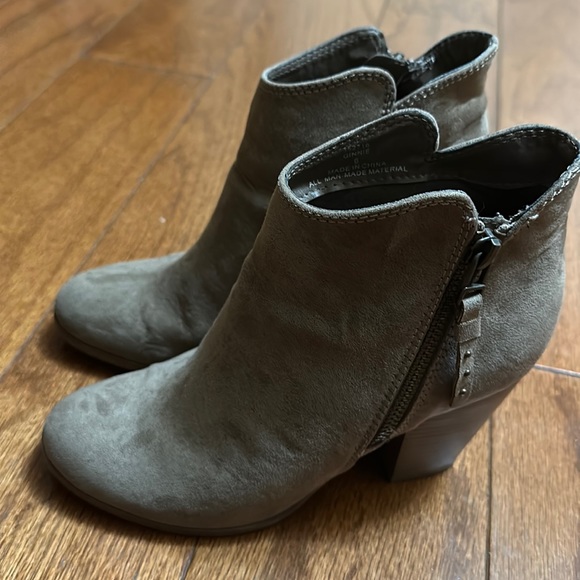 Michael Shannon | Shoes | Michael By Michael Shannon Ginnie Side Zip Up ...